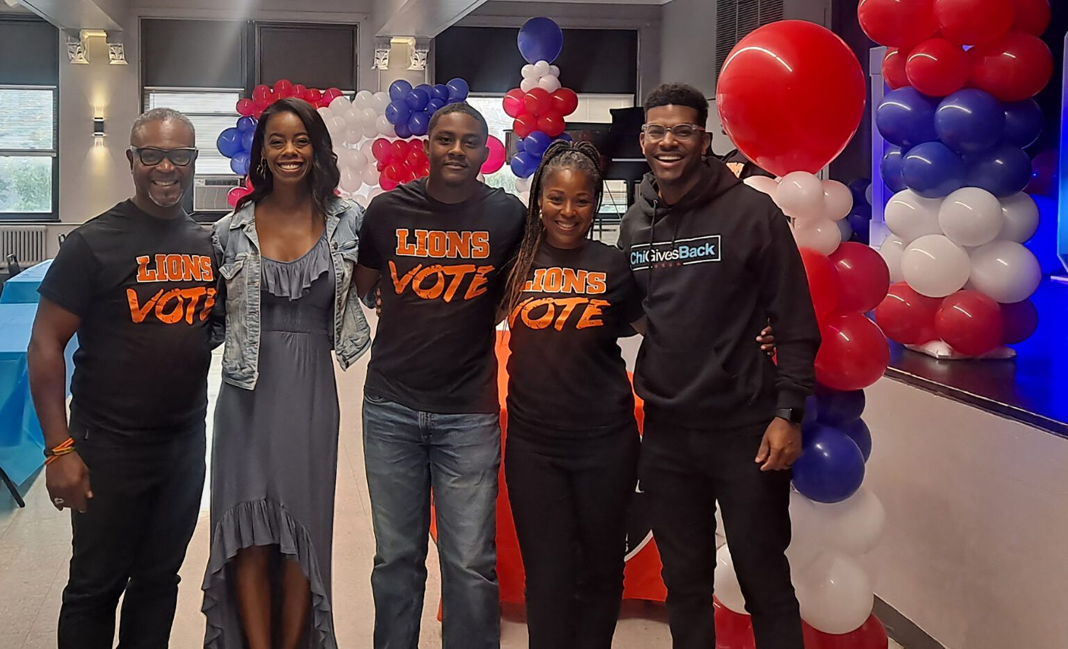 Leo Gets Out the Vote – Leo High School